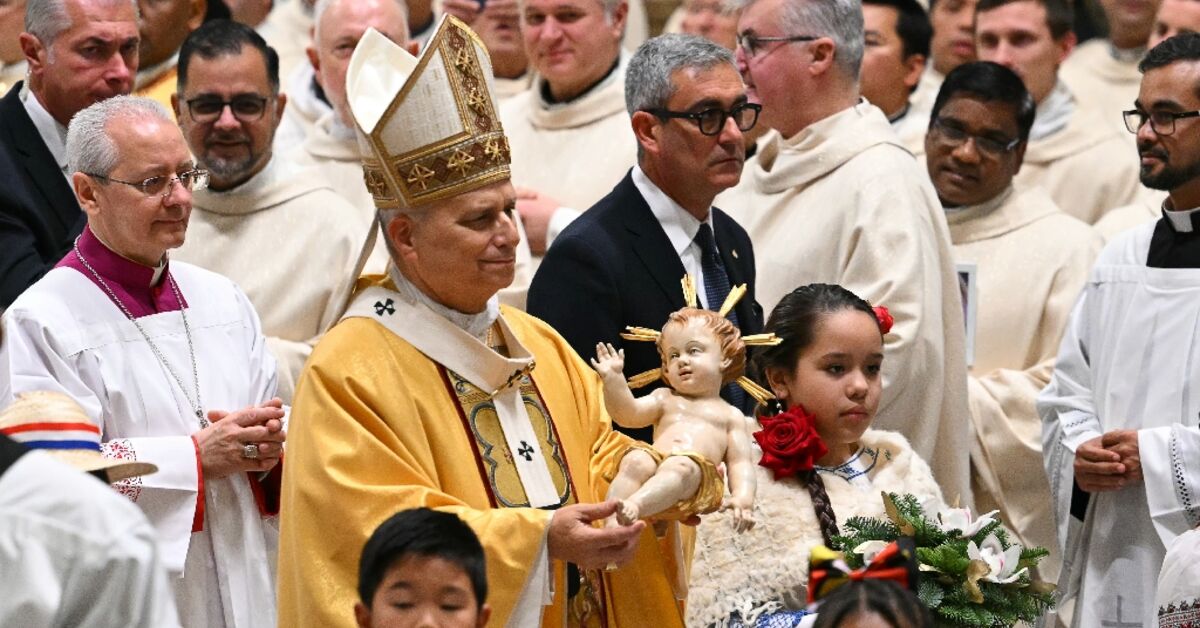 Pope Leo expected to call for peace during first Christmas blessing ...