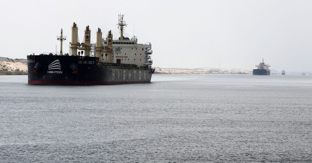 Factbox-What are shipping companies' plans for return to Suez Canal ...
