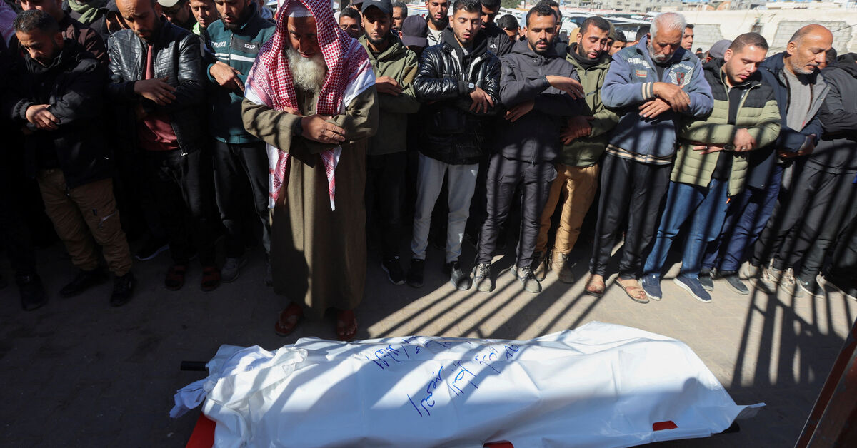 Israeli-backed group kills a senior Hamas police officer in Gaza ...