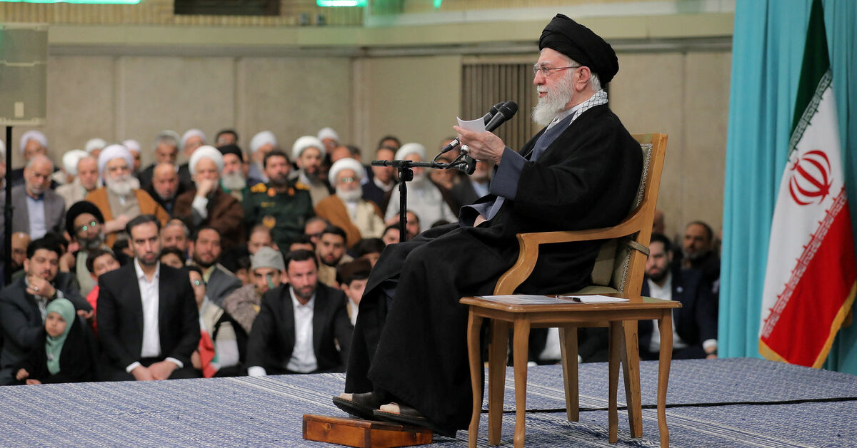 Iranian parliament warns of jihad if Supreme Leader is attacked, ISNA ...