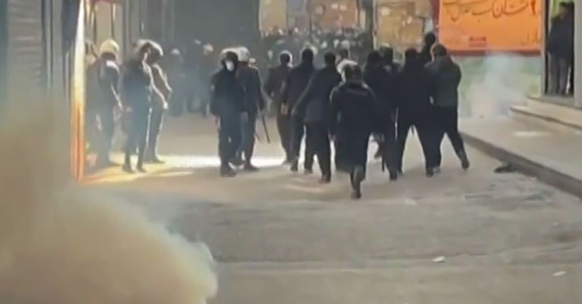 Iranians step up protests as death toll mounts, internet cut - AL ...