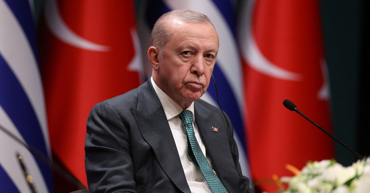 Exclusive-Jailed Istanbul mayor dares Erdogan to call early elections ...