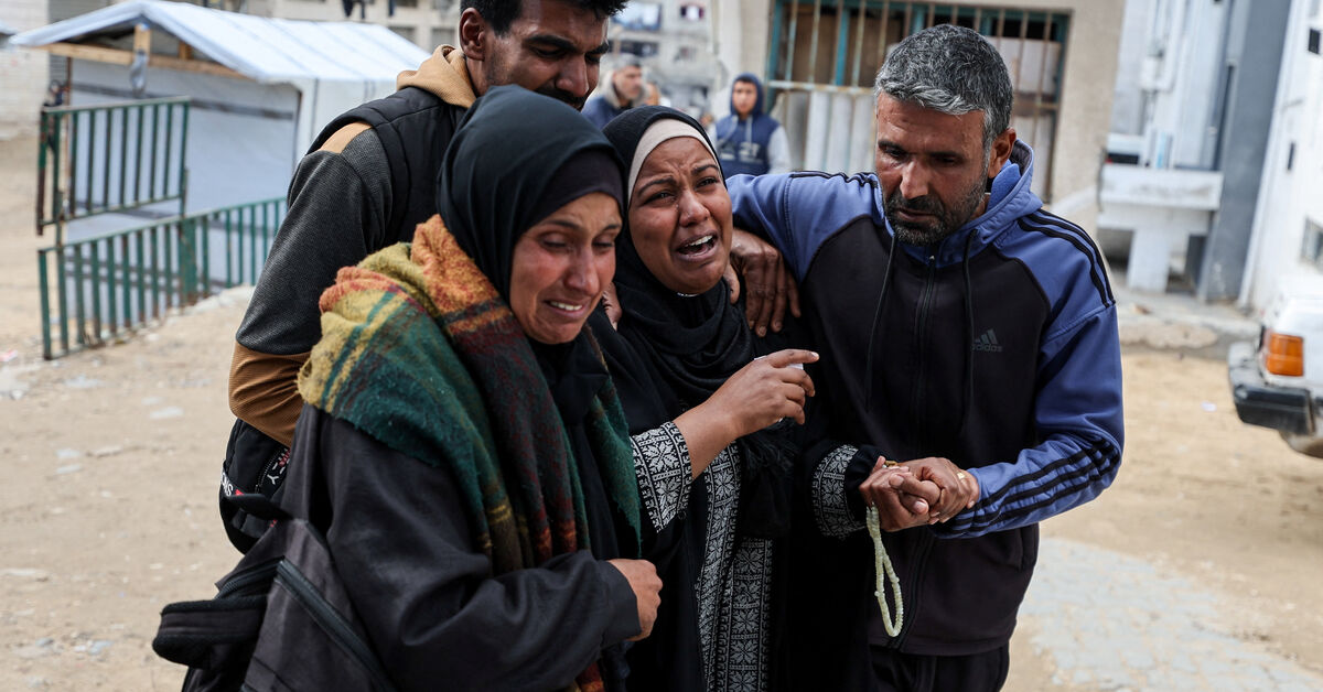 Israeli fire kills three people in Gaza as truce deal staggers - AL ...