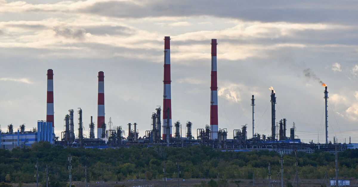 Russia says increased Ukrainian attacks threaten gas export routes - AL ...
