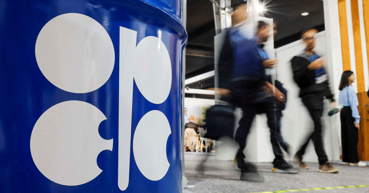 Russia to remain in OPEC+, hopes UAE exit does not spell end of group ...