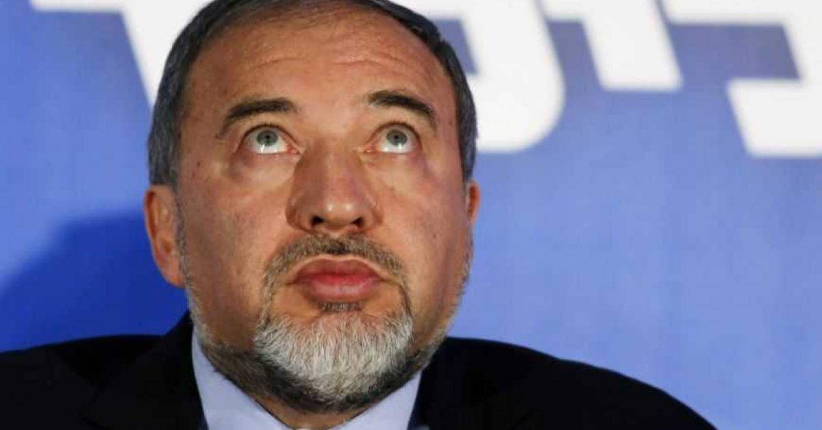 Avigdor Liberman's Moment of Truth - AL-Monitor: The Middle Eastʼs ...