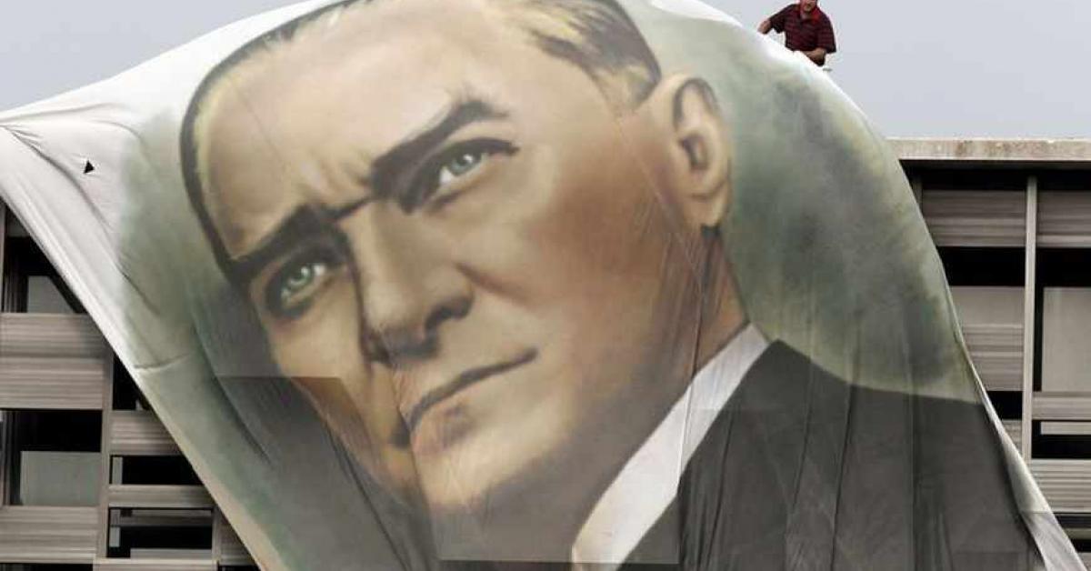 Turkey at Post-Kemalist Crossroads - Al-Monitor: The Middle Eastʼs ...