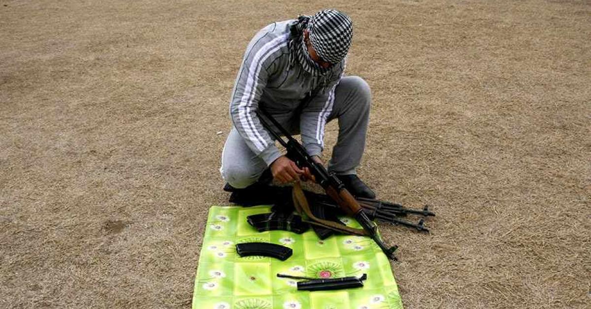 Iraqi weapons market surges during Syria conflict - AL-Monitor: The ...