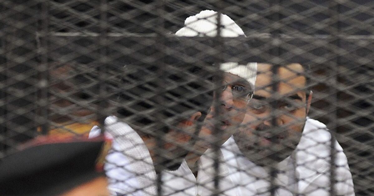 In Egypt's Tora prison, imprisoned activists despair over future - AL ...