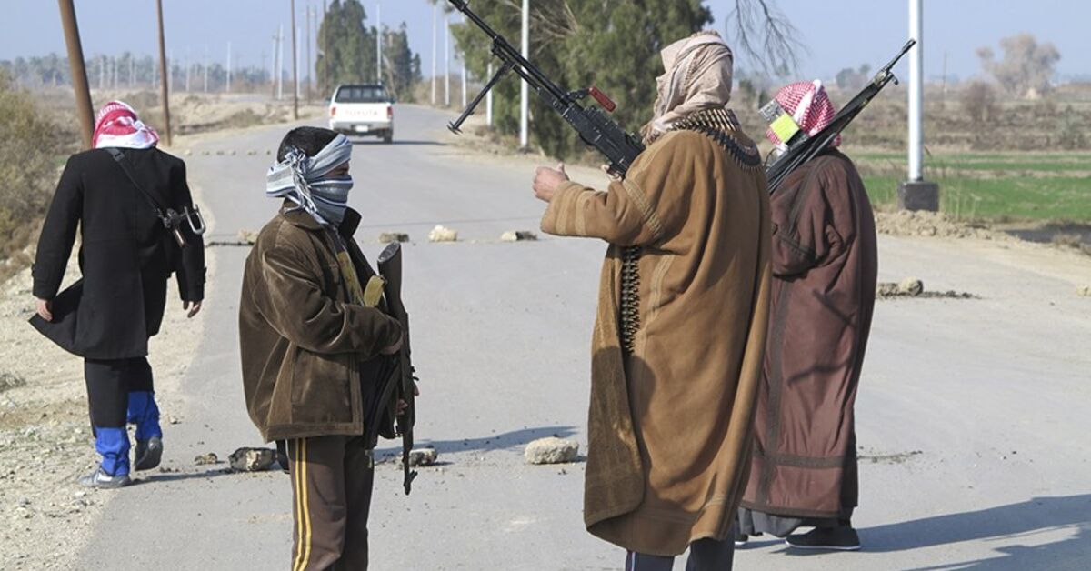 Iraq: Four armed groups fighting in Fallujah - AL-Monitor: The Middle ...