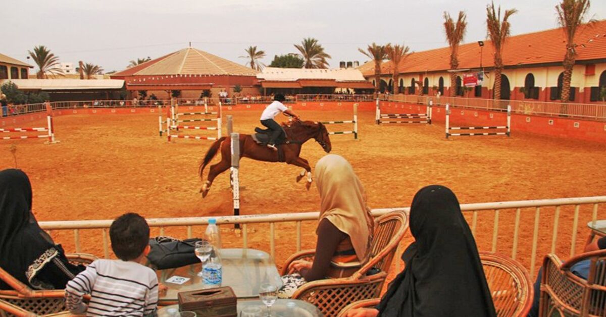 At Gaza’s horse clubs, girls eager to ride - AL-MONITOR: The Middle ...