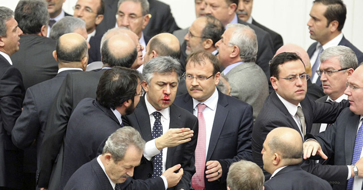 Are Turkey's top judges 'assassins'? - AL-Monitor: The Middle Eastʼs ...