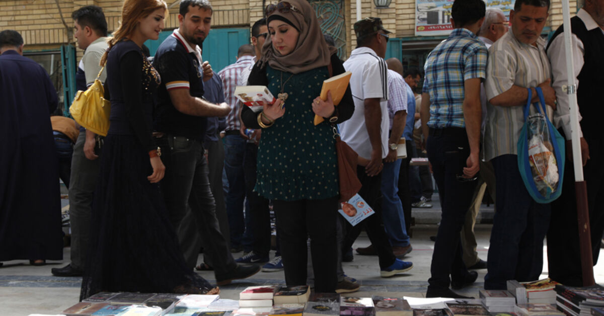 Modern-day 'cultural Sinbad' spreads literature across Iraq - AL ...