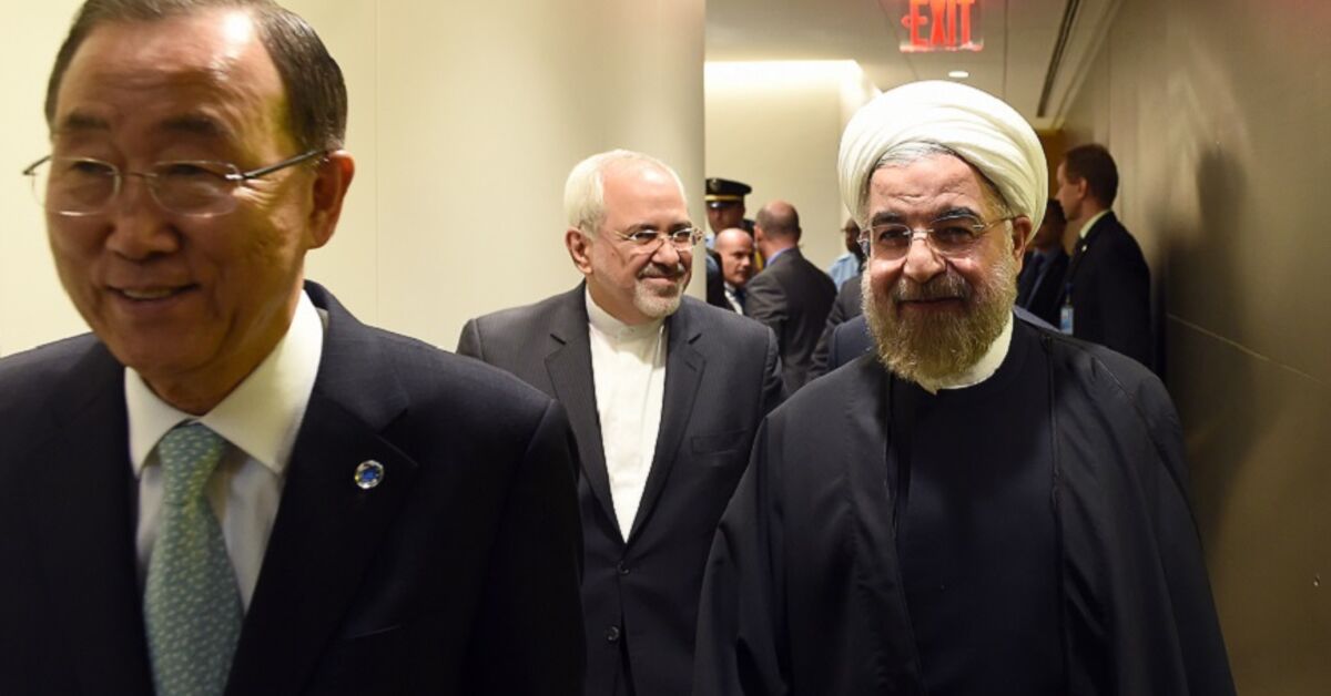 Rouhani meets ex-US officials but obstacles to deal remain - AL-Monitor ...
