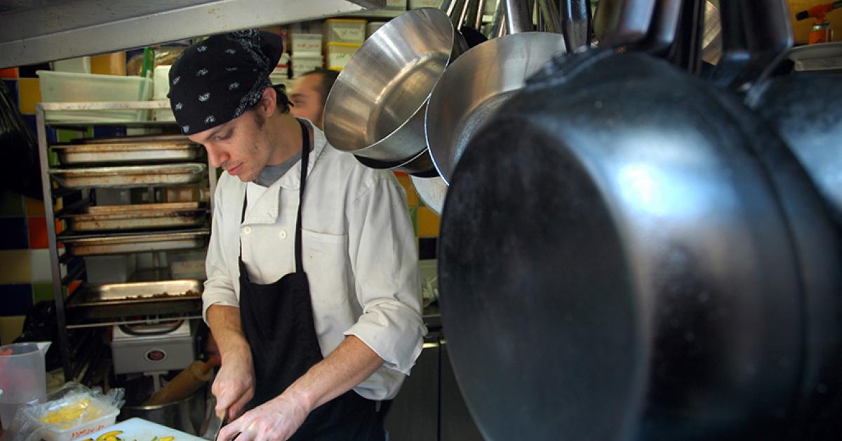 Traditional Jewish stew warms Israeli winter - AL-Monitor: The Middle ...