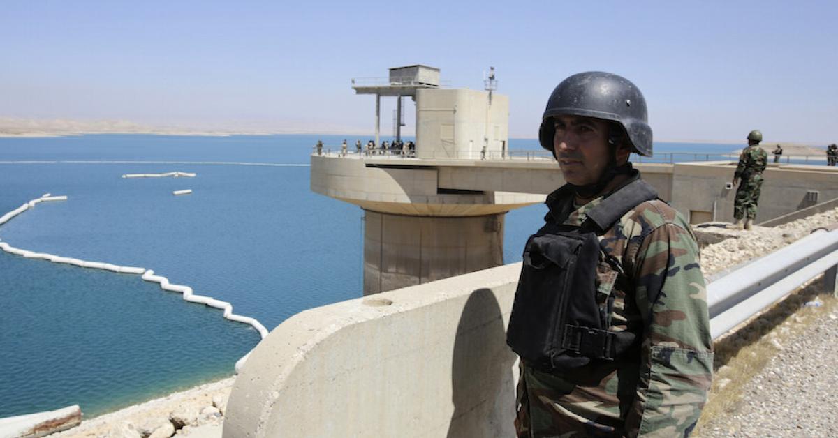 How IS uses water as weapon of war - AL-MONITOR: The Middle Eastʼs ...