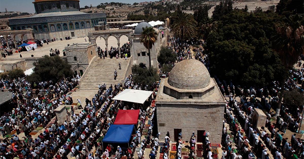 Gazans lament loss of permits to visit Al-Aqsa during Ramadan - AL ...