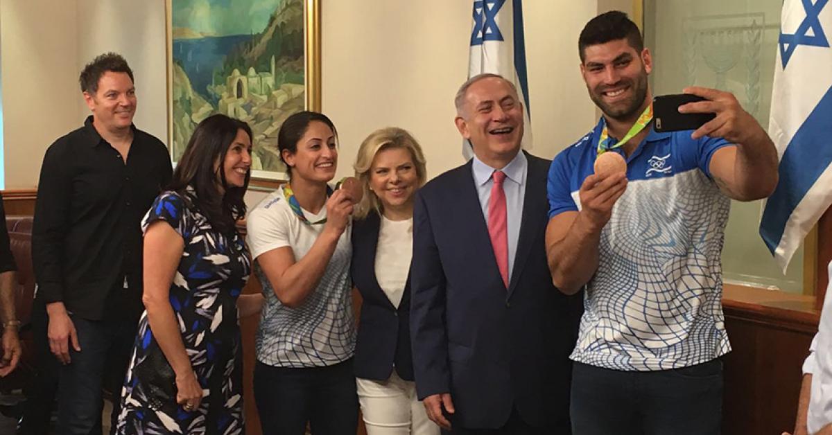 How social networks are revolutionizing Israeli politics - AL-Monitor ...