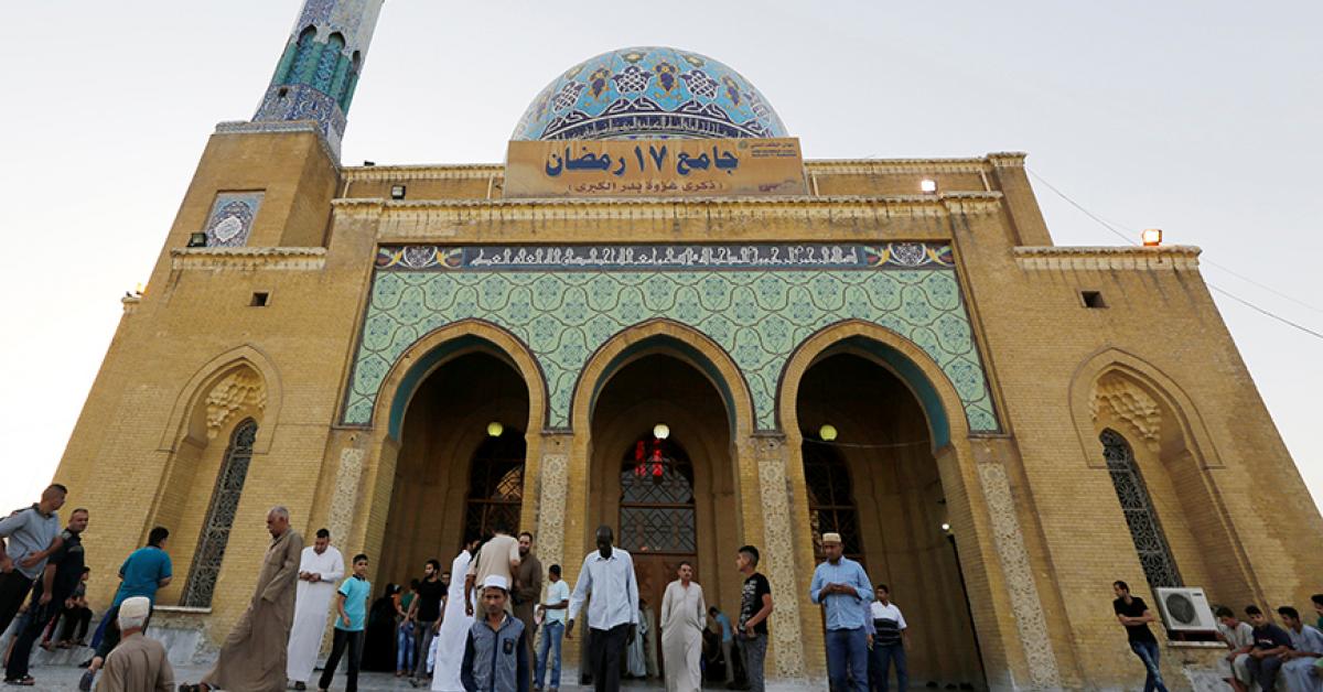 Sunnis eye their piece of Iraq pie - AL-Monitor: The Middle Eastʼs ...