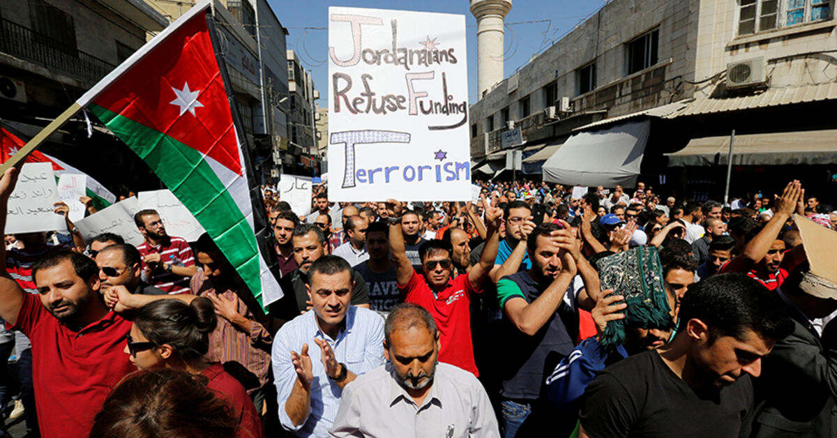 Jordanians fuming over gas deal with Israel - AL-Monitor: The Middle ...