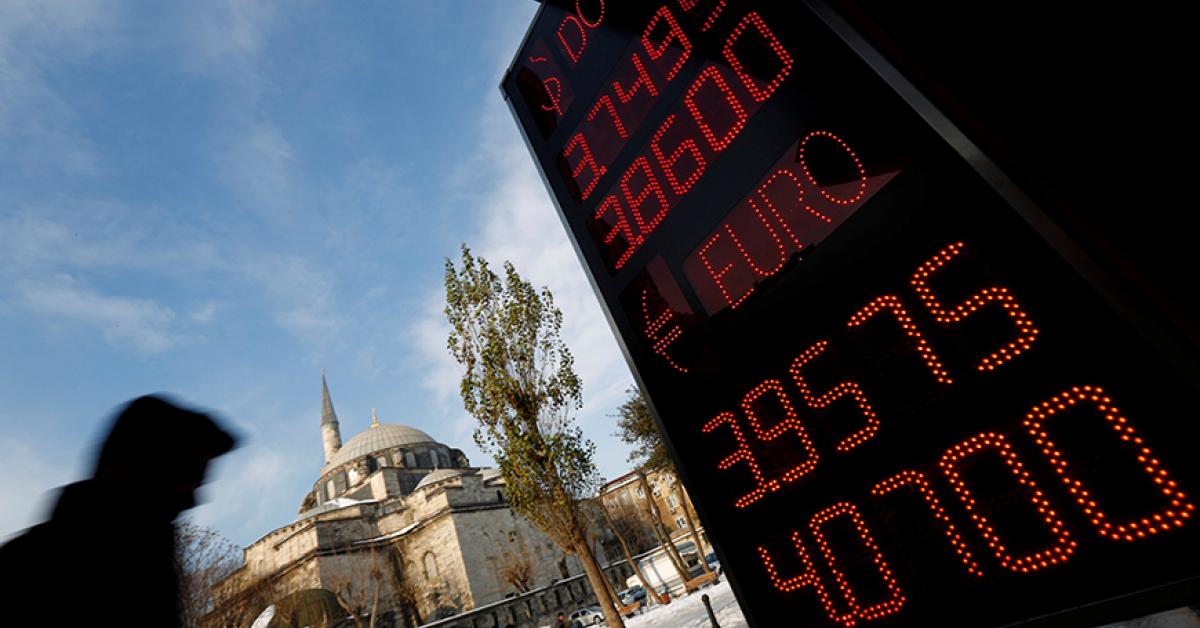 Turkey faces financial disaster - AL-Monitor: The Middle Eastʼs leading ...
