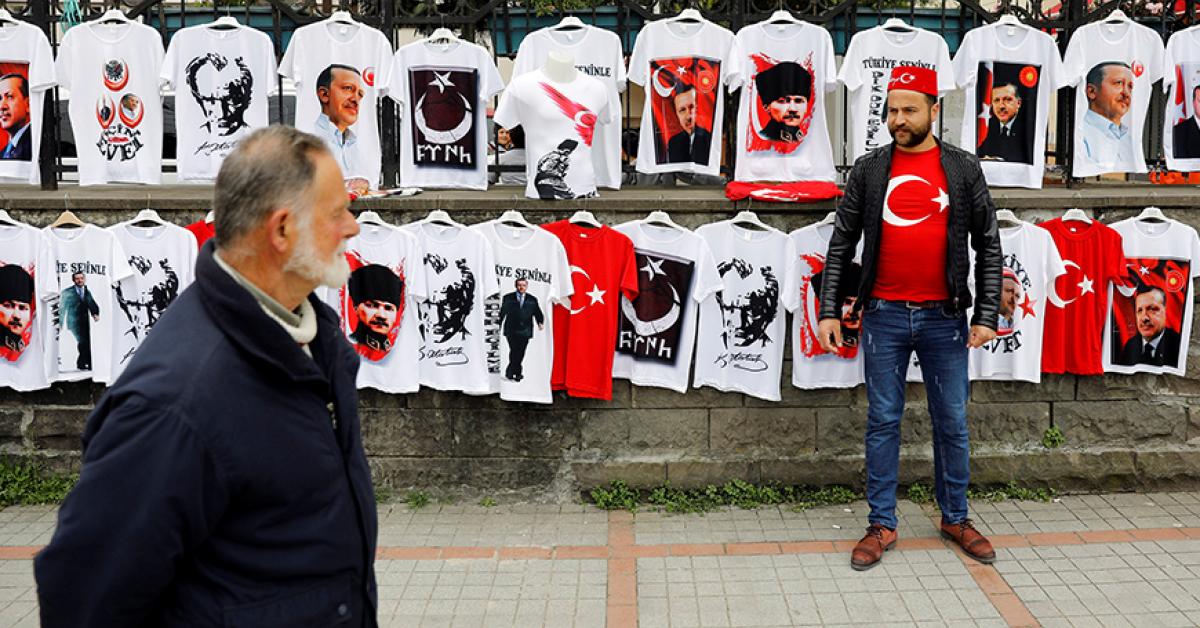 Divided Turkey heads for historic referendum - Al-Monitor: Independent ...