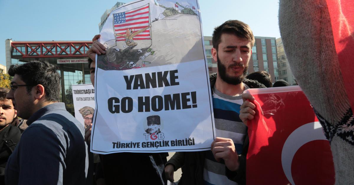 Anti-Americanism reaches new peak in Turkey - AL-Monitor: The Middle ...