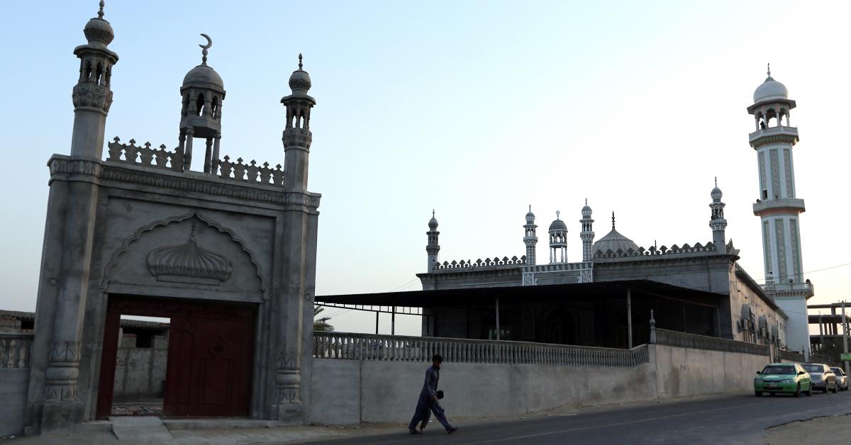 Tehran's Sunnis still waiting for their own mosque - AL-MONITOR: The ...