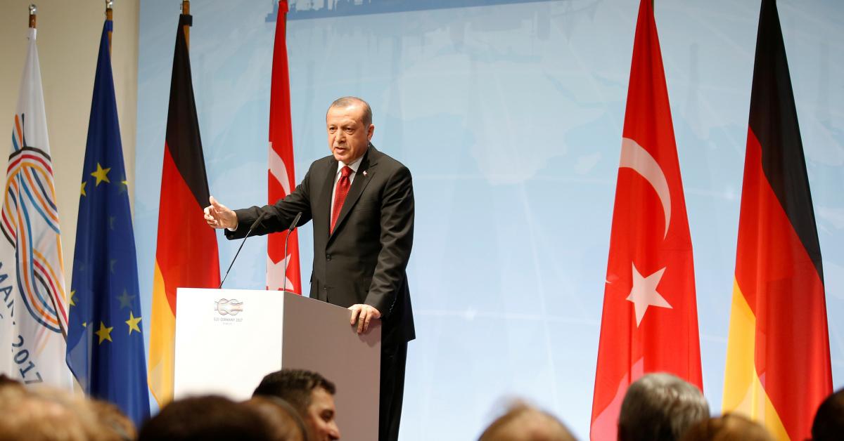 Turkey indulges in schadenfreude as German right triumphs - Al-Monitor ...