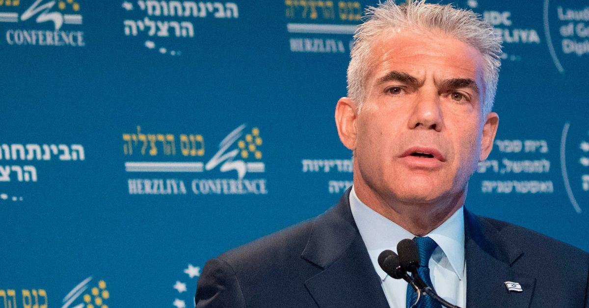 Israeli centrist leader challenges Netanyahu on his own turf - AL ...