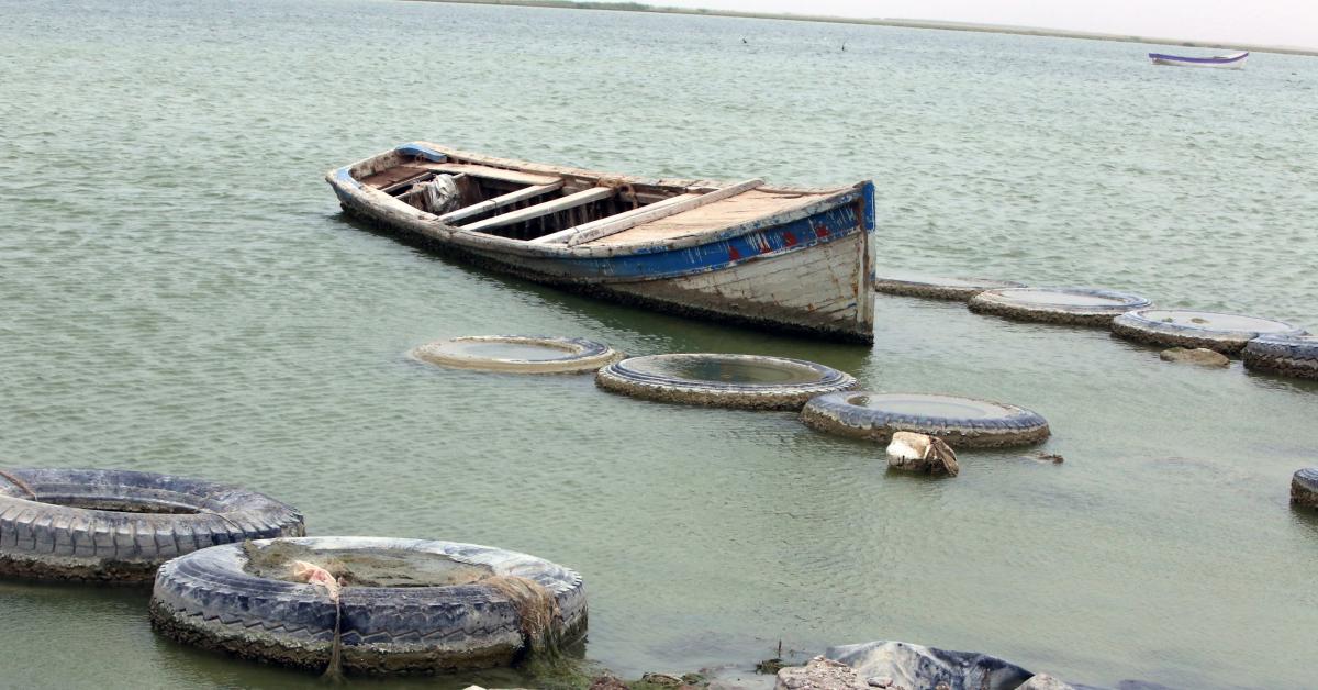 Iraq's favorite lake dries up in sign of worse to come - AL-Monitor ...