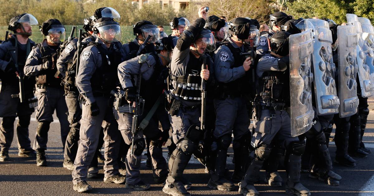 Troubling tactics of the Israeli Police - AL-Monitor: The Middle Eastʼs ...