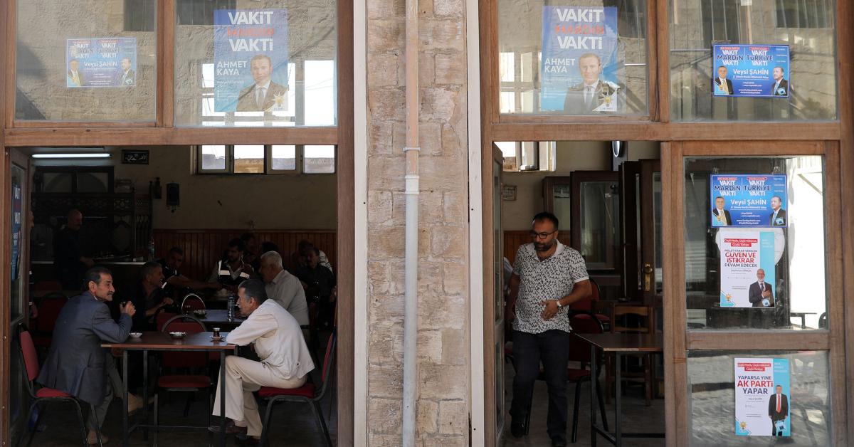 What's behind Erdogan’s promise of free coffeehouses? - Al-Monitor: The ...