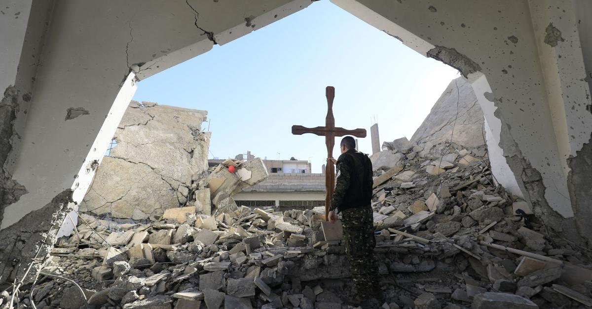 Russia zeroes in on returning Christians to Syrian homes - AL-MONITOR ...