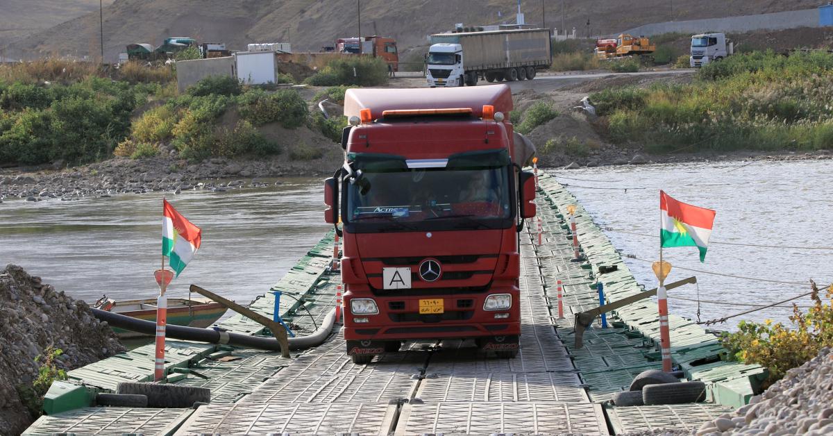 Iraq, Syria lay plans to reopen border - AL-Monitor: The Middle Eastʼs ...