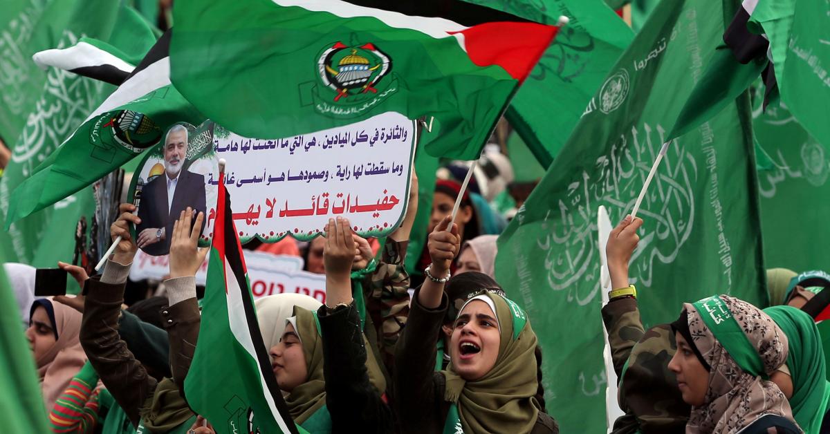 Gaza’s public servants outraged at Hamas’ recent spending - AL-MONITOR ...