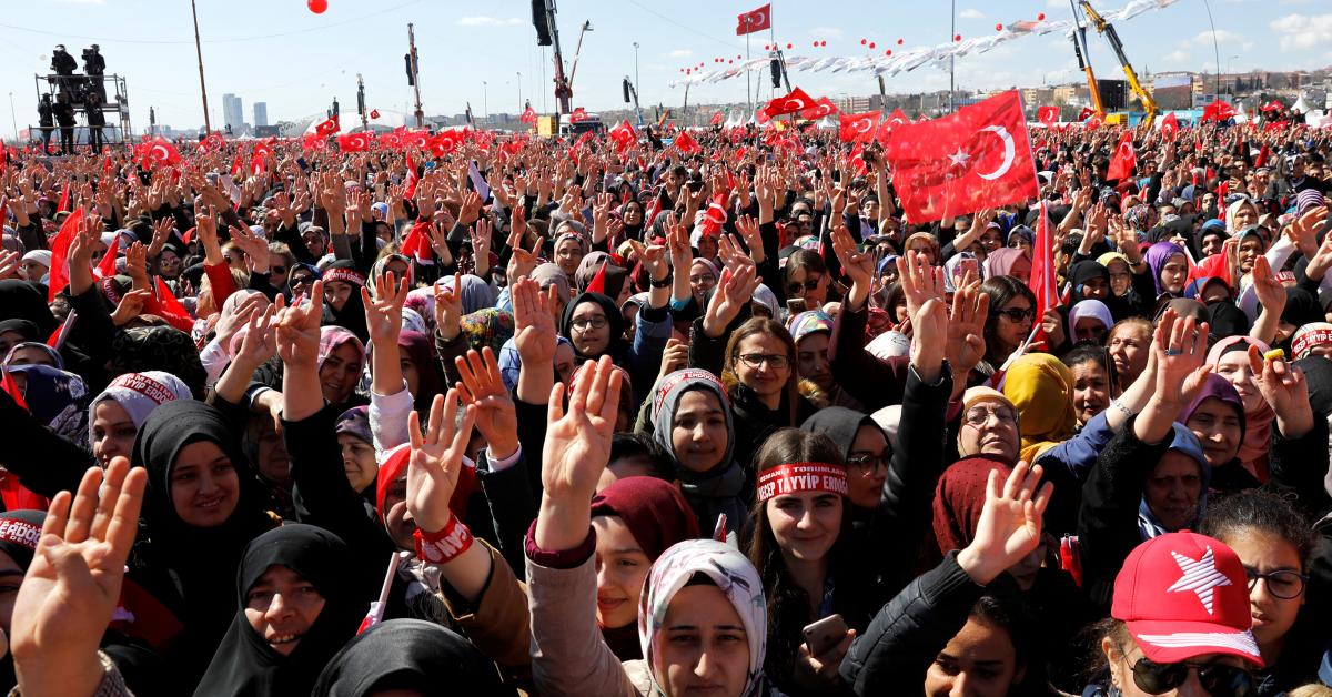 Erdogan draws huge crowds, but needs more than base to win - AL-Monitor ...