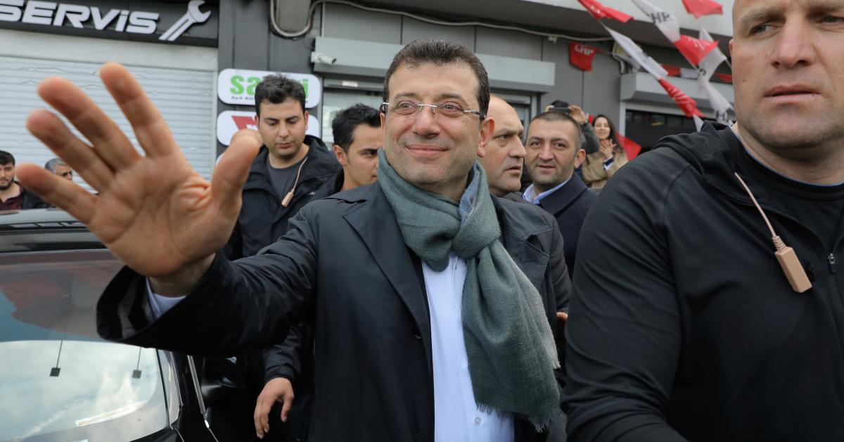 Istanbul mayoral front-runner retains lead during recount - AL-Monitor ...