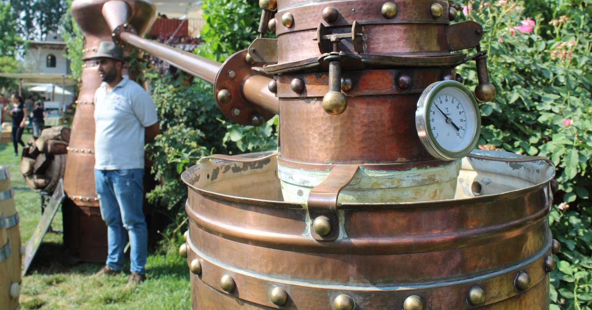 Centuries on, Lebanese national liquor still makes eyes water - AL ...