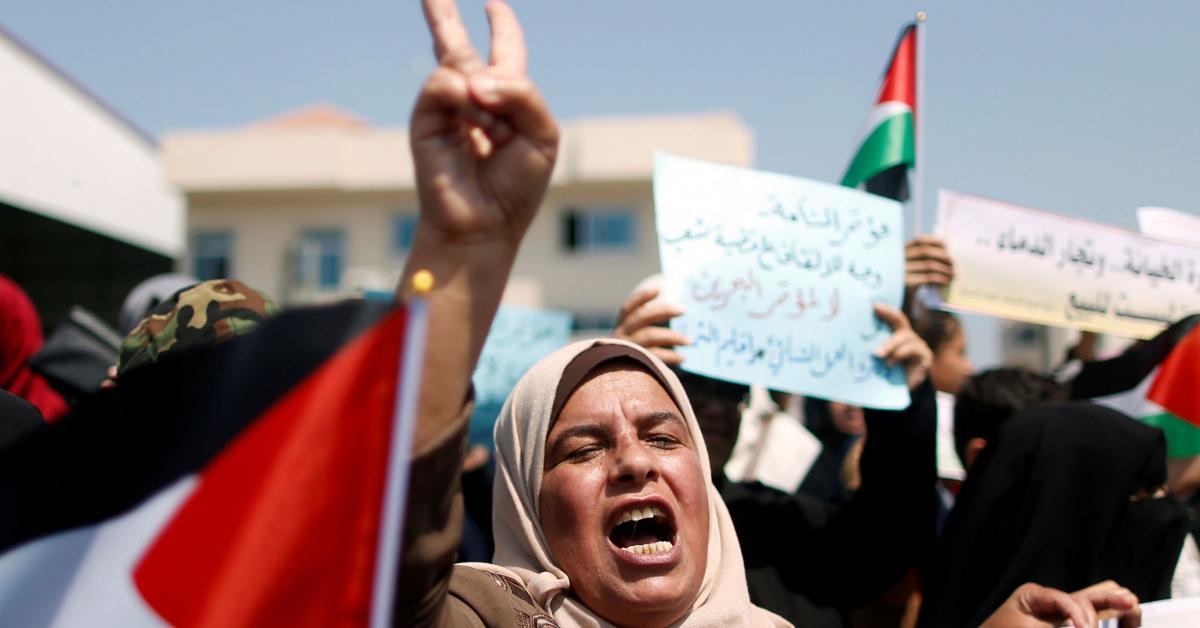 Palestinians protest US ‘Peace to Prosperity’ plan - AL-Monitor: The ...