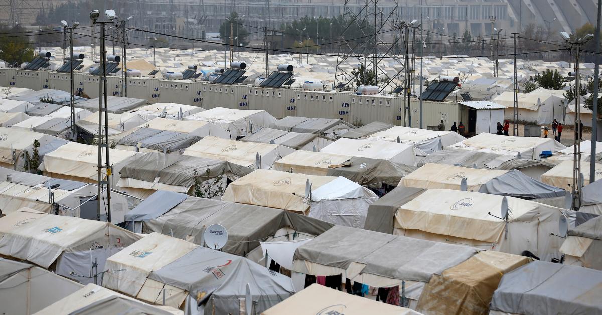 Erdogan touts grand plans to resettle Syrian refugees in safe zone - AL ...