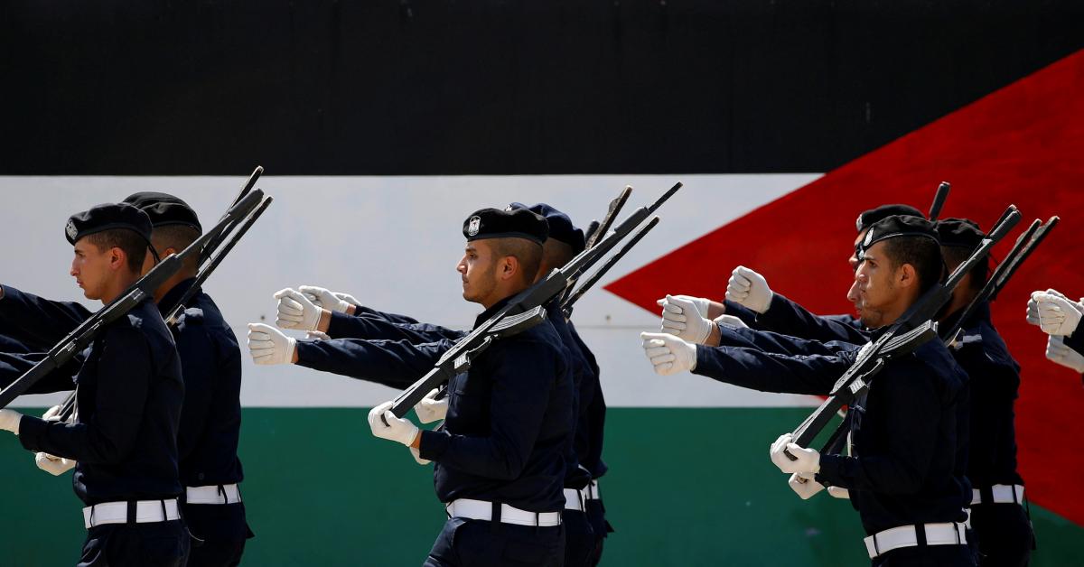 Hamas signals alarm on Israeli efforts to recruit collaborators - AL ...