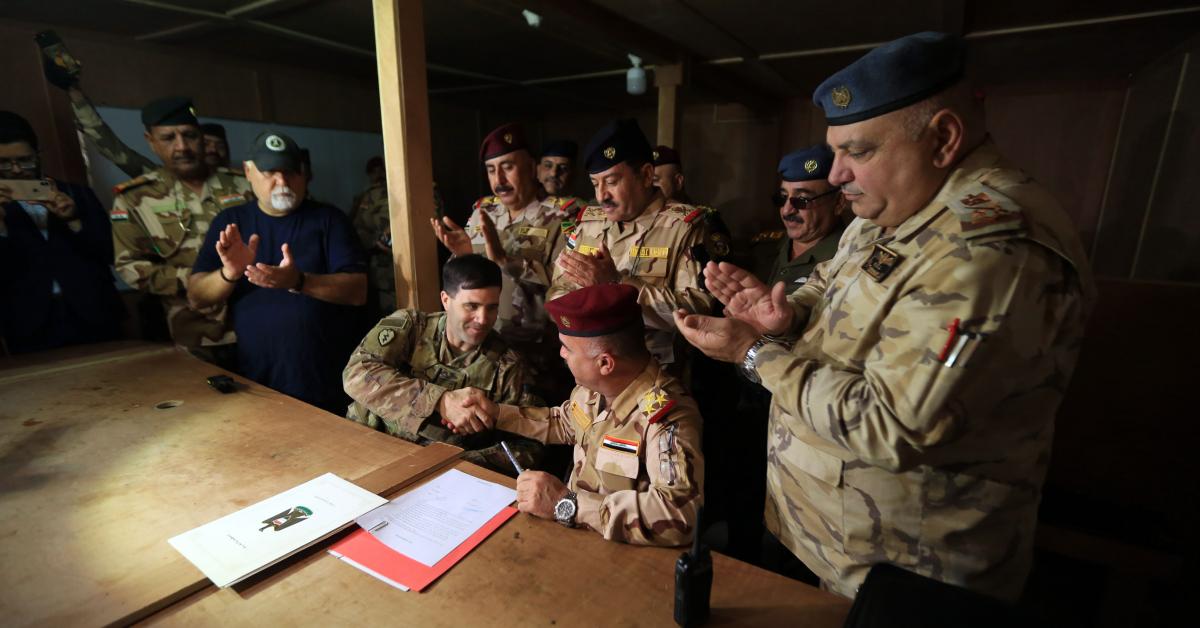 Impacts of US withdrawal from Qaim base in Iraqi border with Syria - AL ...