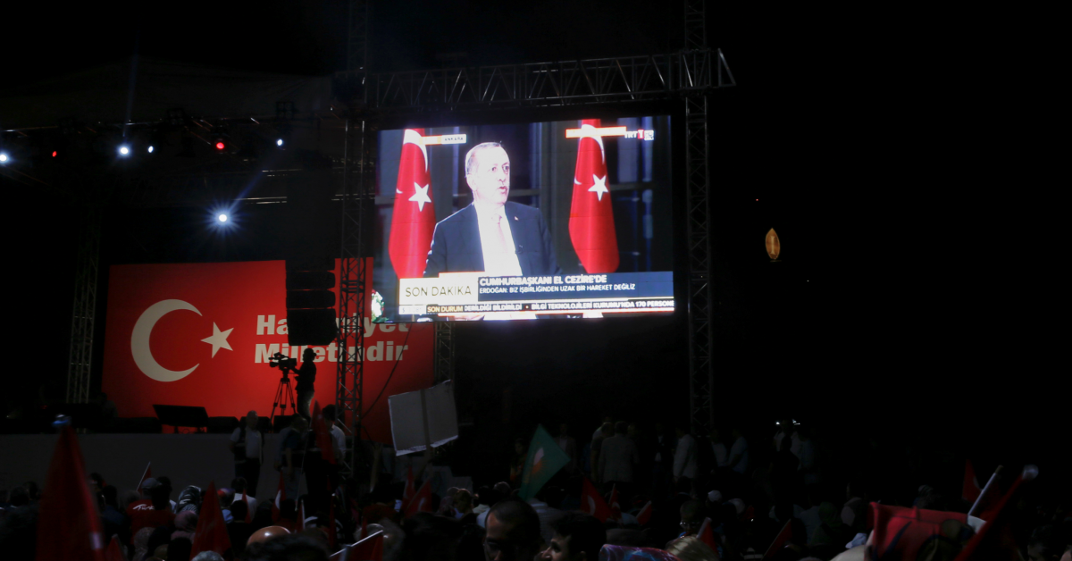 Turkey’s news channels can’t breathe - AL-Monitor: The Middle Eastʼs ...