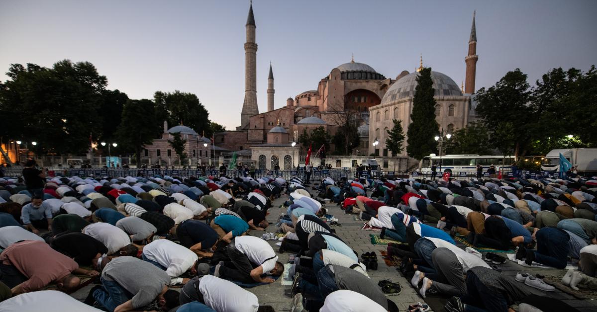 Is this the end of Turkish secularism? - AL-MONITOR: The Middle Eastʼs ...