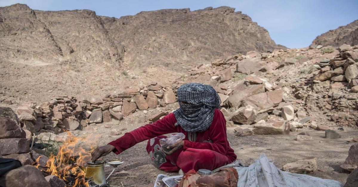 Egypt's stateless keep receiving empty promises of citizenship - AL ...