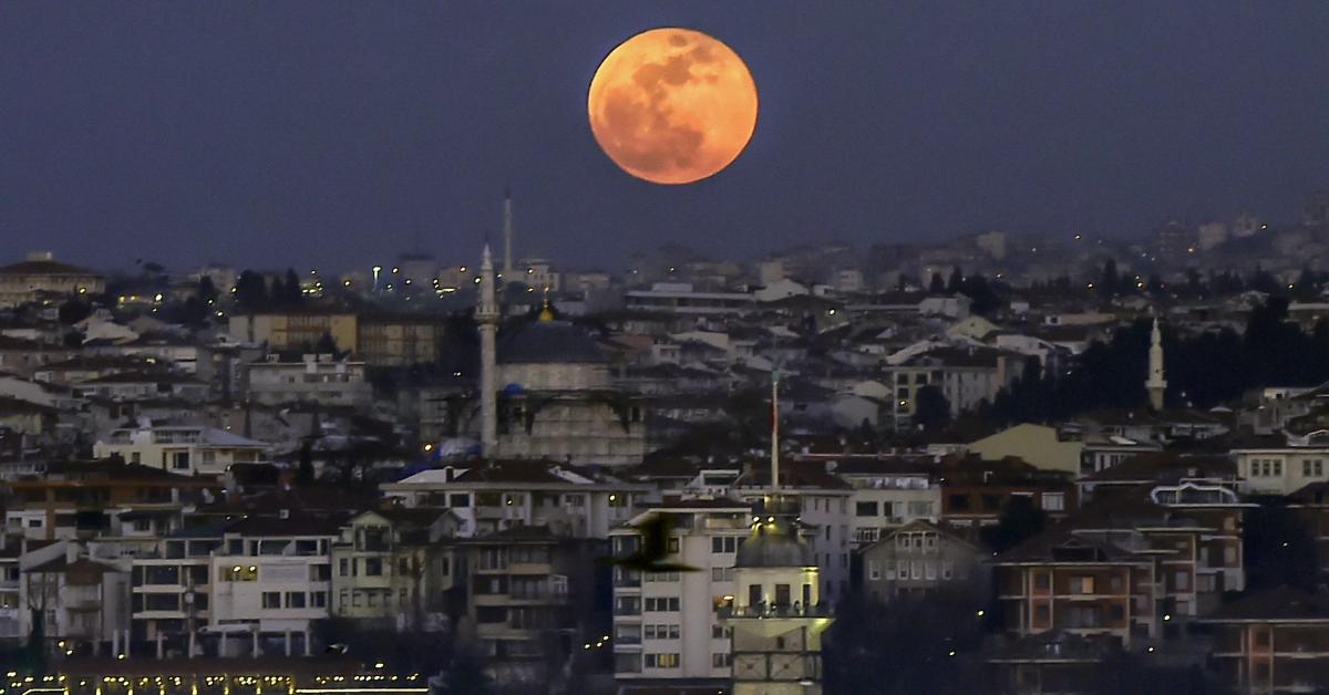 Turkey aims for moon by 2023 as UAE reaches Mars - AL-Monitor: The ...