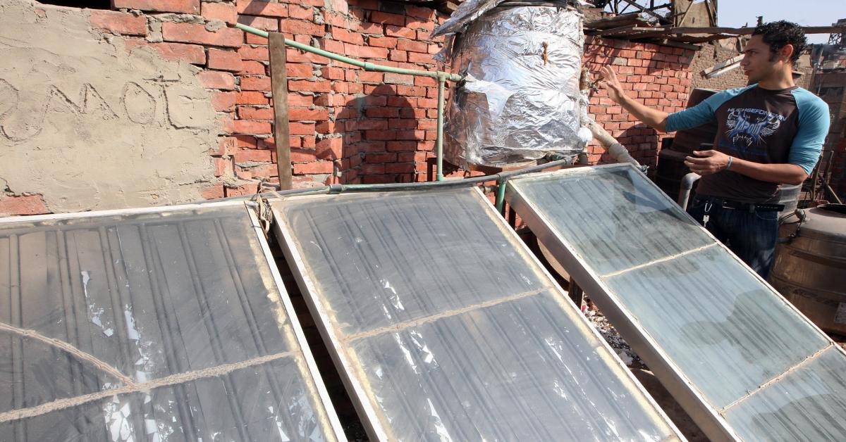 Egypt to begin project to convert sand into solar panels - AL-Monitor ...